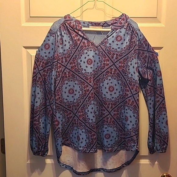Weekend Suzanne Betro | Tops | Womens Leisure Blouse Blue And Red ...